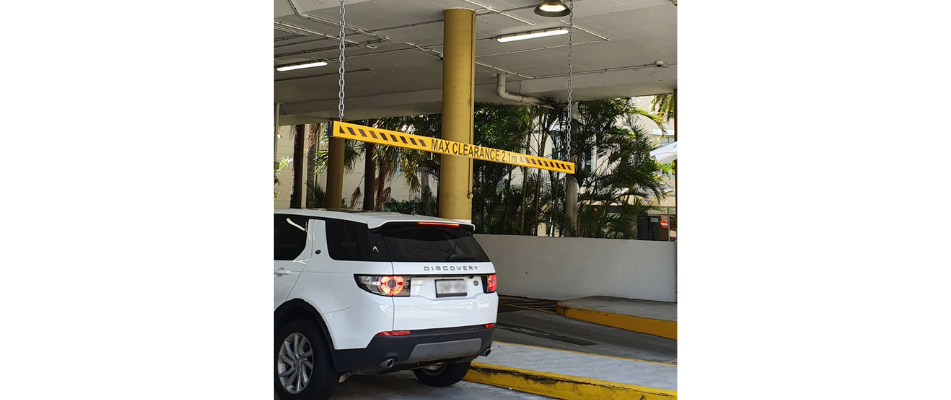 How Wide and at What Height Do I Set Height Bars at Shopping Centres?